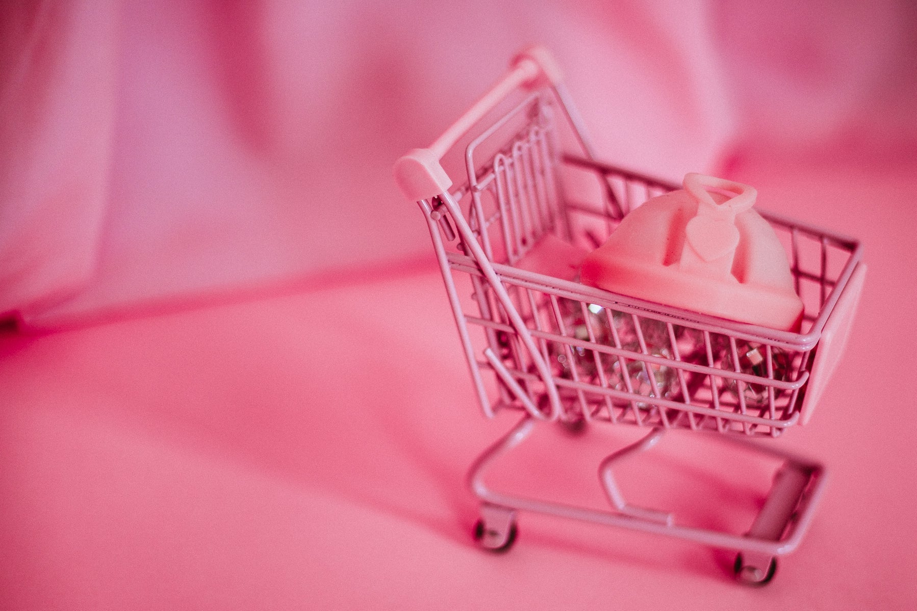 Bestie – Menstruacja bez stresu | Wygodny i bezpieczny dysk menstruacy